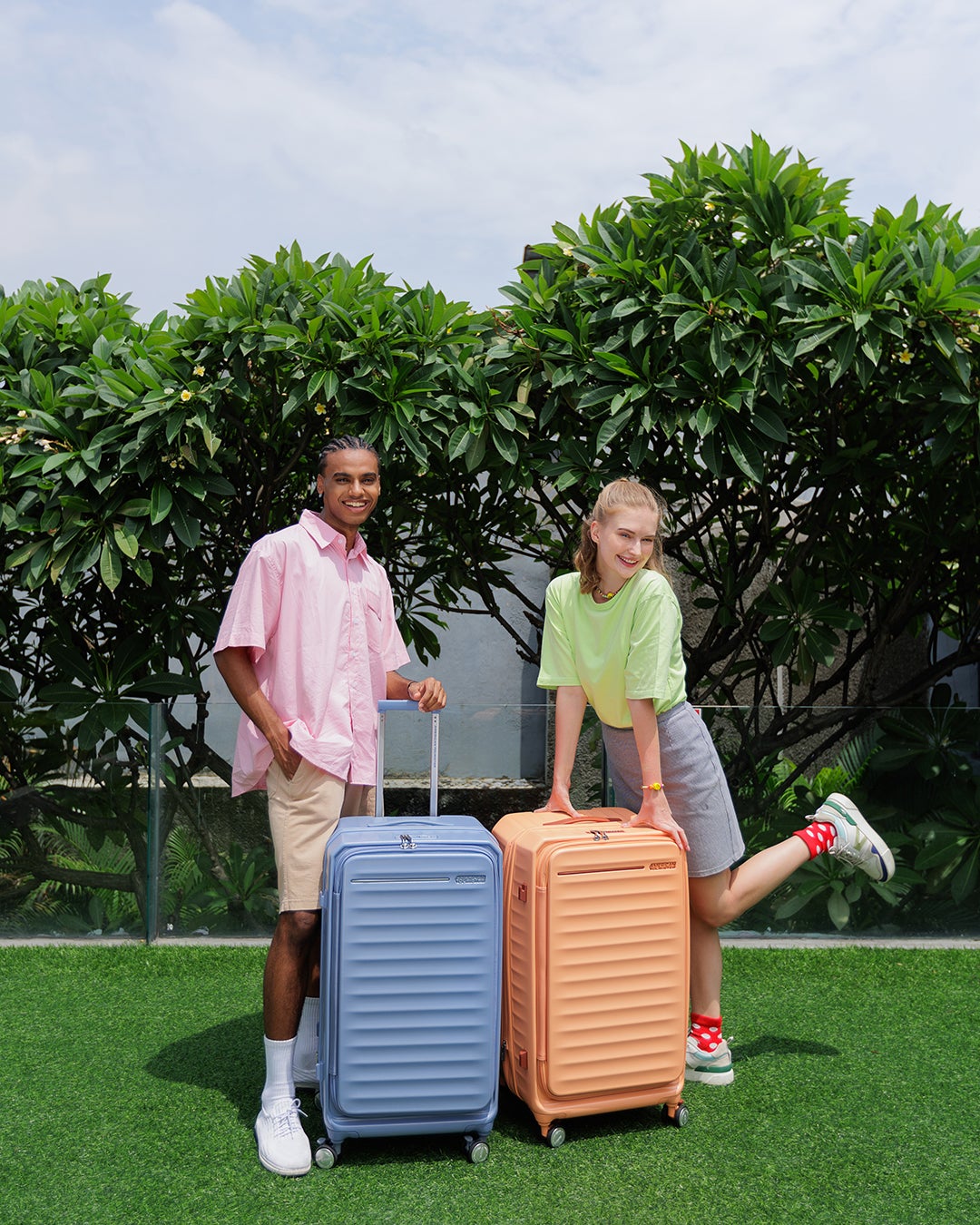 American Tourister Frontec Spinner 68/25 Exp Tsa Am